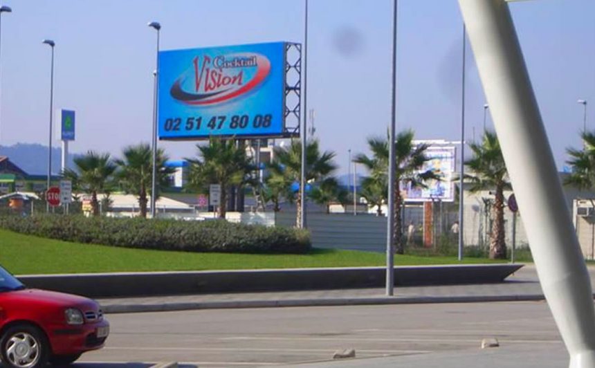 Differenze tra maxischermi a LED e pubblicità tradizionale - Euro Display